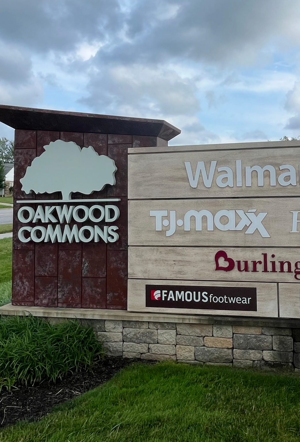 Oakwood Commons | First Interstate Properties
